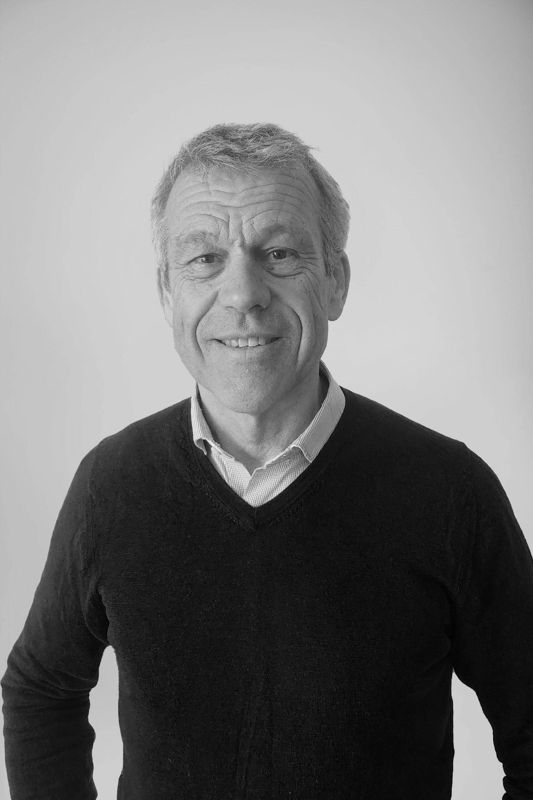 Simon King - Donaldson Group